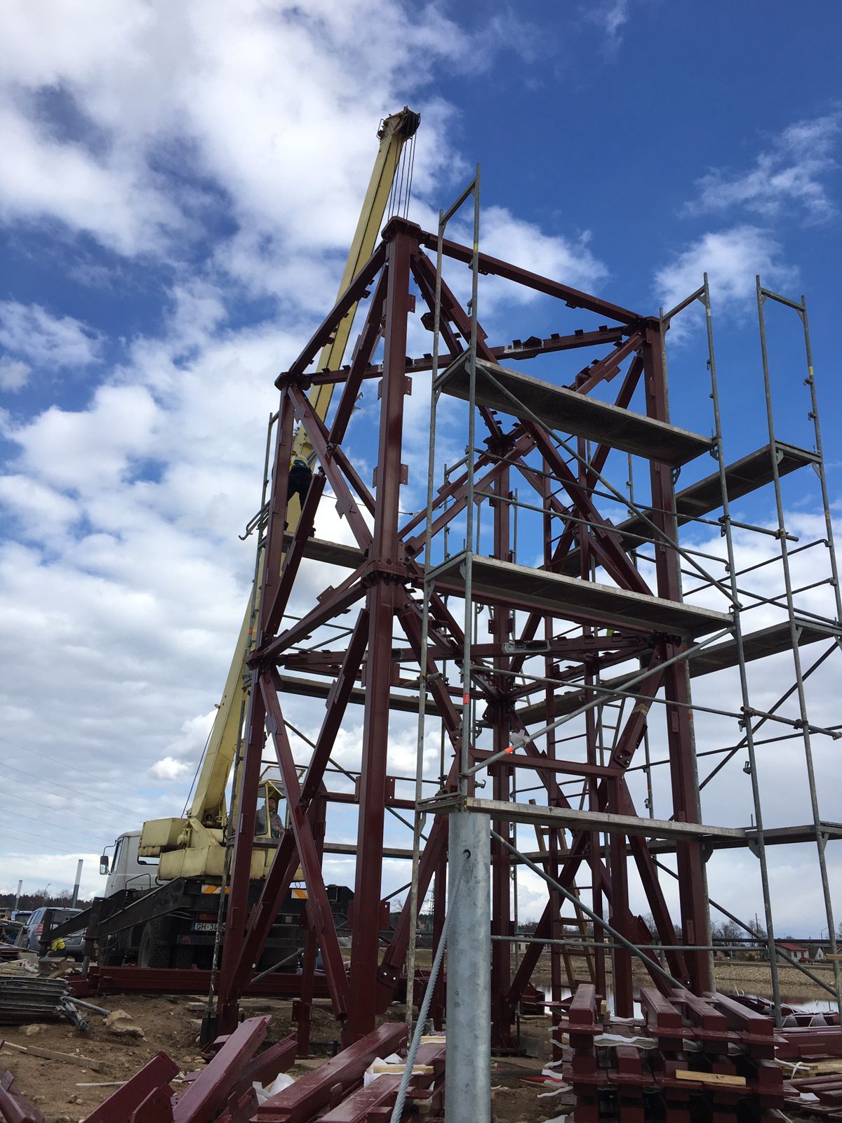 Prefabricated Steel Structural Framework for Hangars and Industrial ...